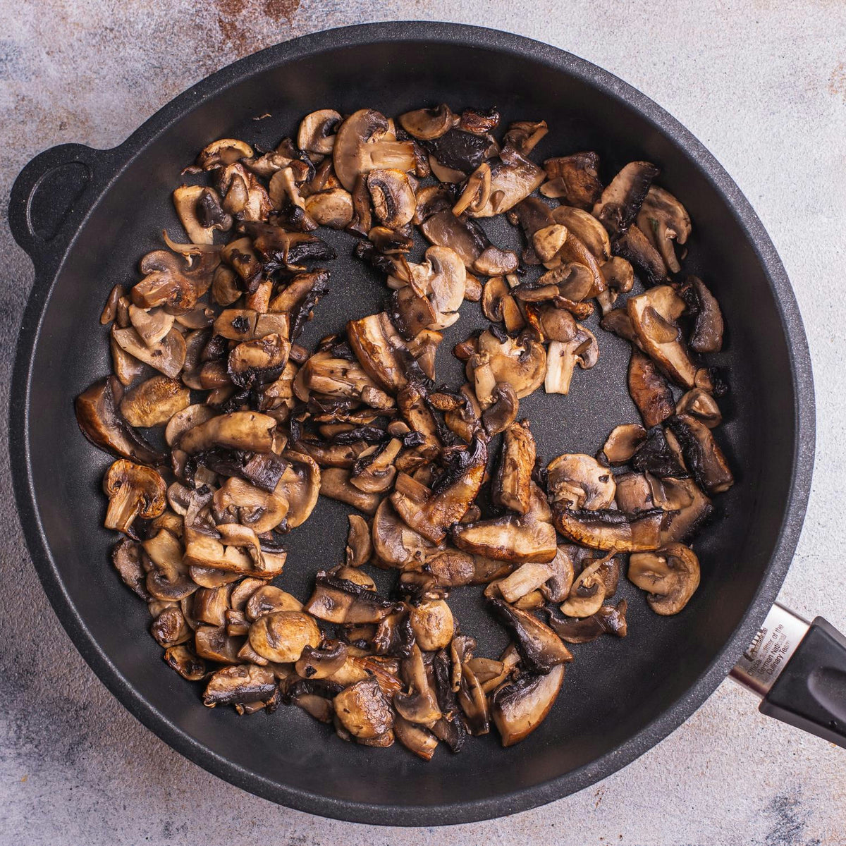 Kreemine seenesupp küüslauguste krutoonidega – Clean Kitchen