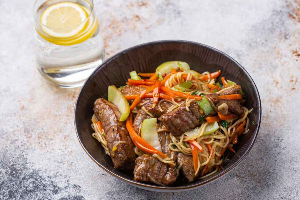 Veiseliha stir-fry nuudlitega – Clean Kitchen